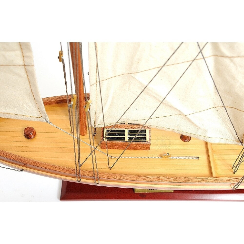 America Cup Racing Yacht Fully Assembled Model